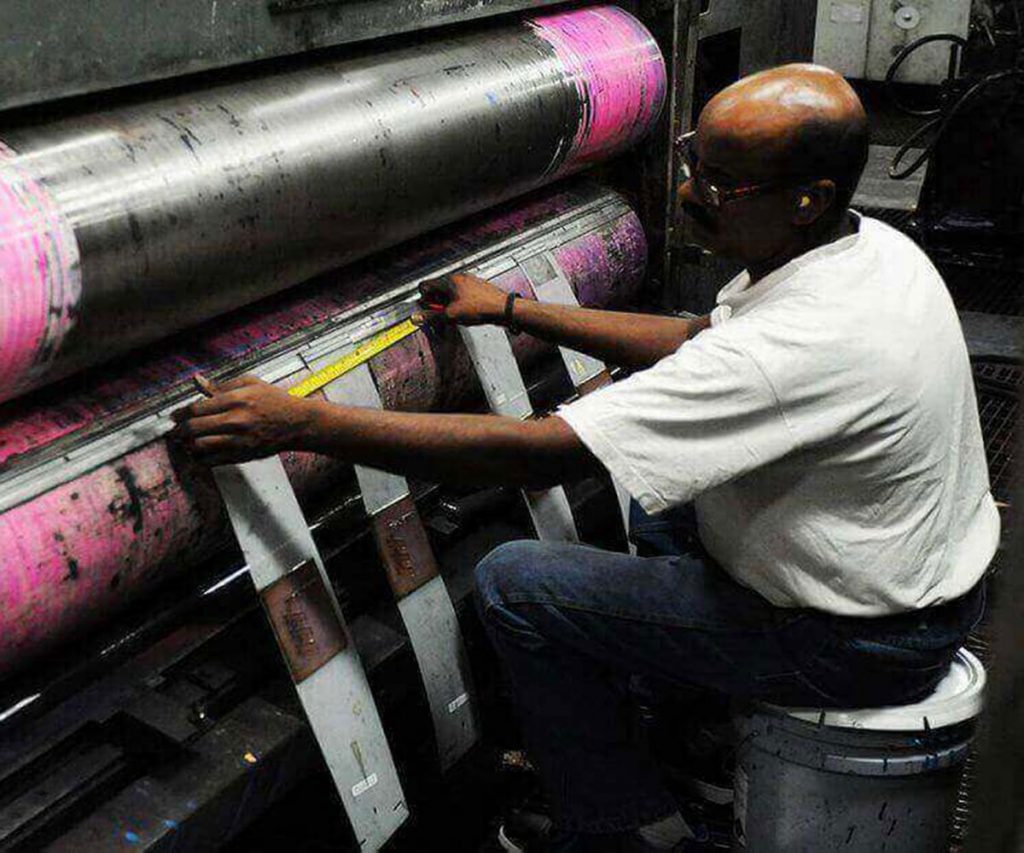 Planet Paper Box – I One Media (ionemedia)